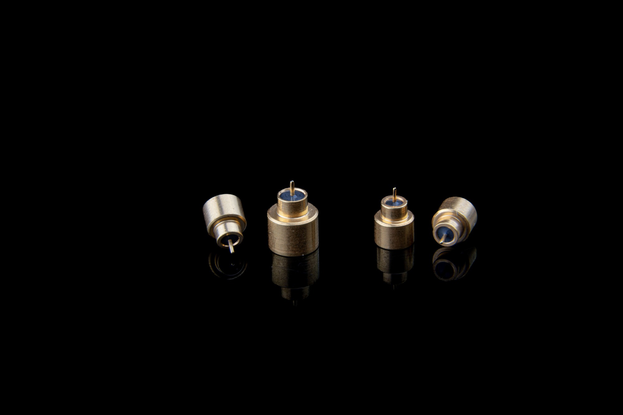 Hermetic SMP / SMPM RF Feedthroughs - Hermetron